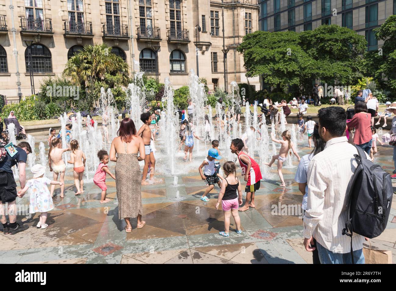 Sheffield, England, UK 10th June, 2023. UK Weather Heatwave Children ...