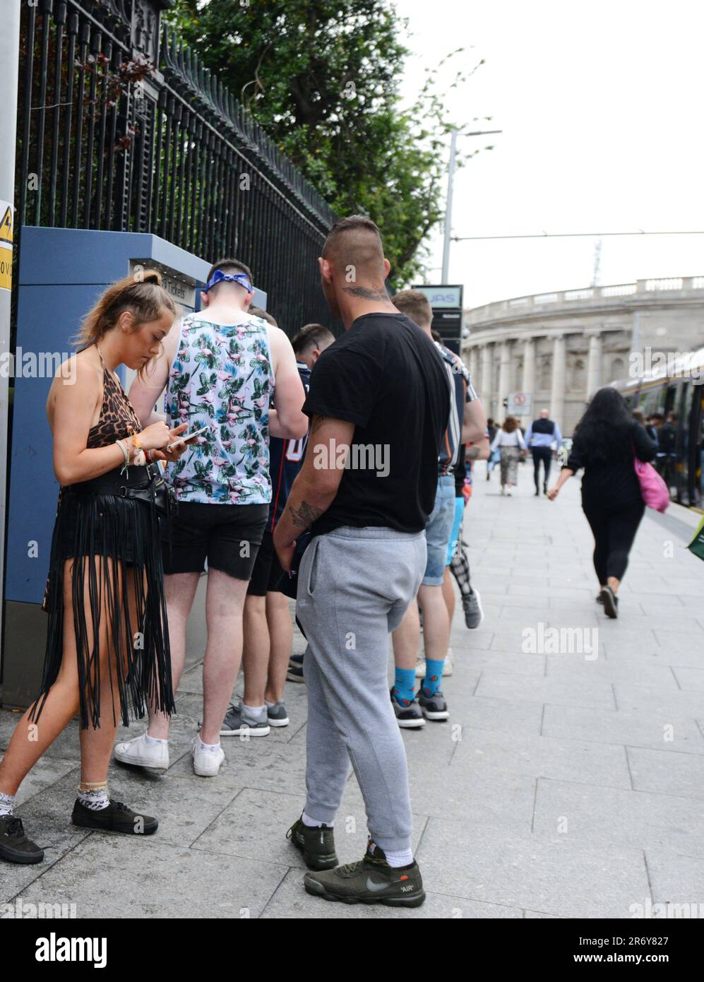 Ticket line hi-res stock photography and images - Alamy