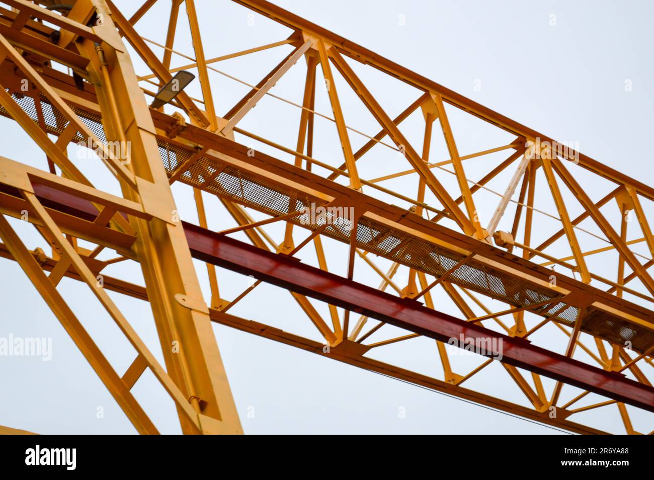 High heavy yellow metal iron load-bearing construction stationary ...