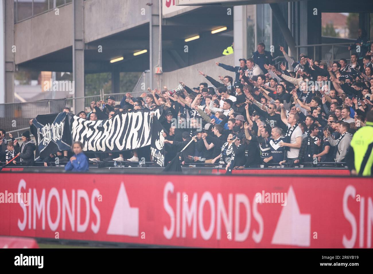 Gmhba stadium hi-res stock photography and images - Alamy