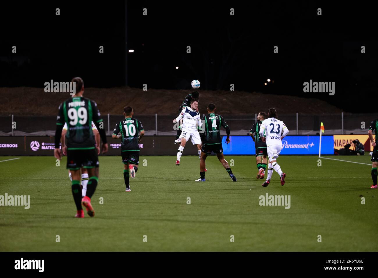GEELONG, AUSTRALIA - NOVEMBER 20: Tomoki Imai of Western United heads ...