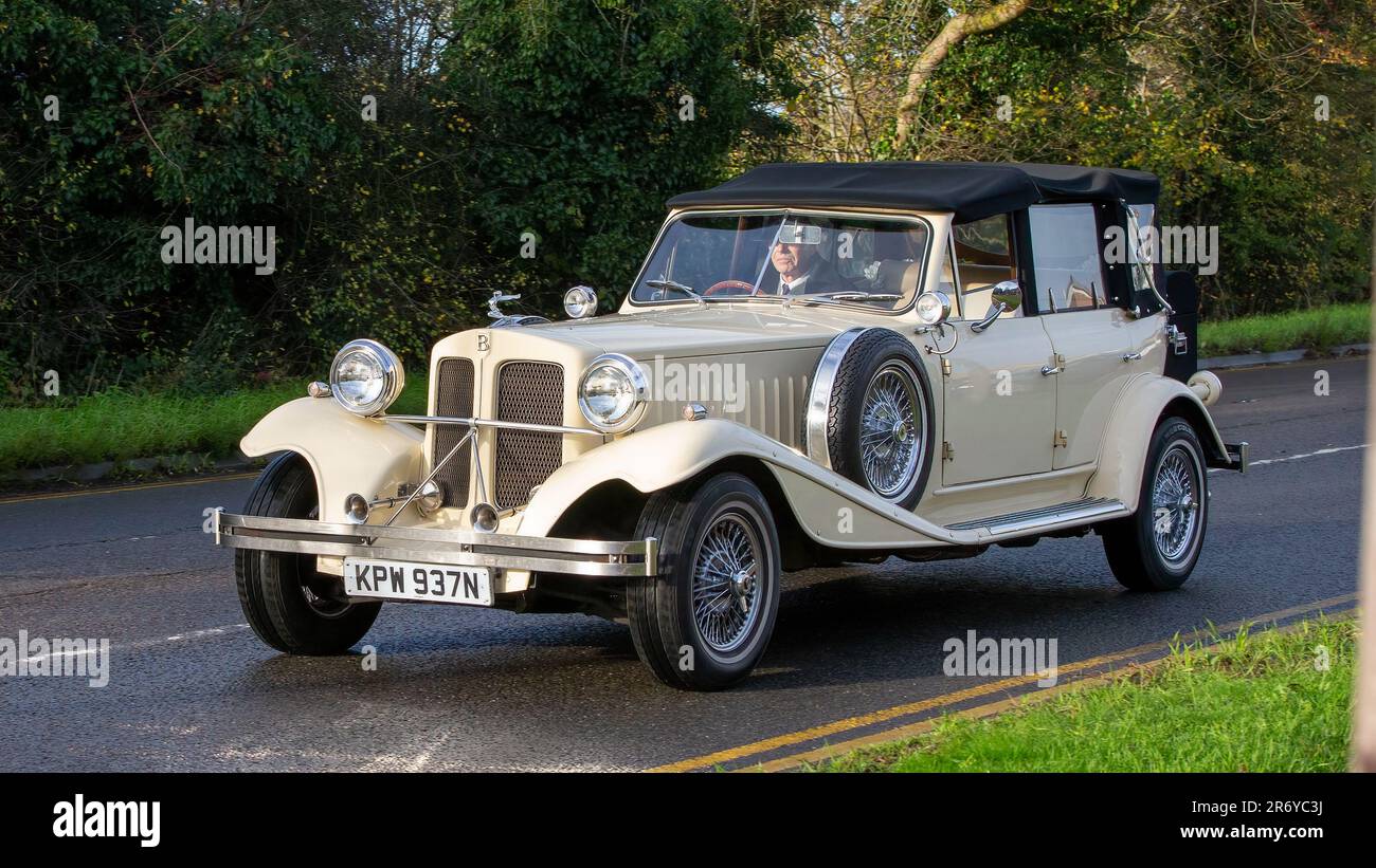 Potterspury,Northants,UK - November 20th 2022. 1975 cream Beauford Open ...
