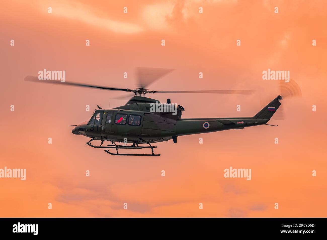 Air cavalry helicopter hi-res stock photography and images - Alamy