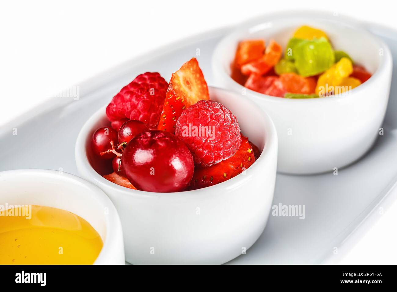 Two fruit bowls hi-res stock photography and images - Alamy