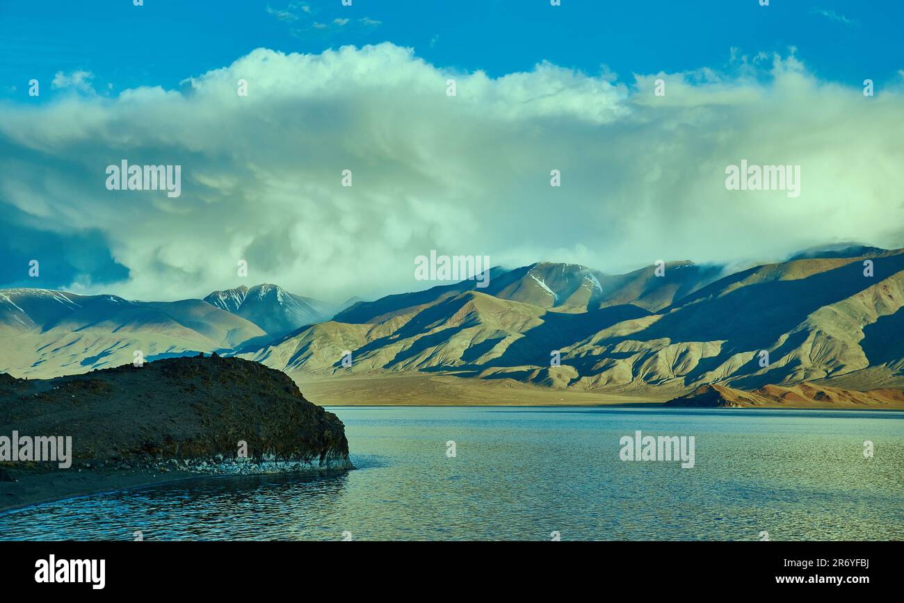 Mongolia. mountain lake Tolbo Tuur, Bright sunny day Stock Photo - Alamy
