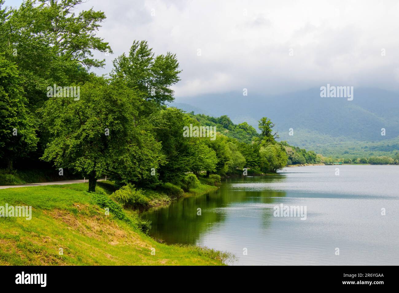 Kvareli lake hi-res stock photography and images - Alamy