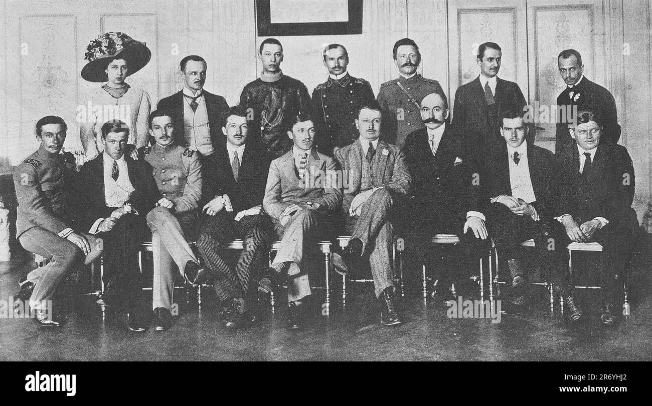 A group of aviators who took part in the first flight from St ...