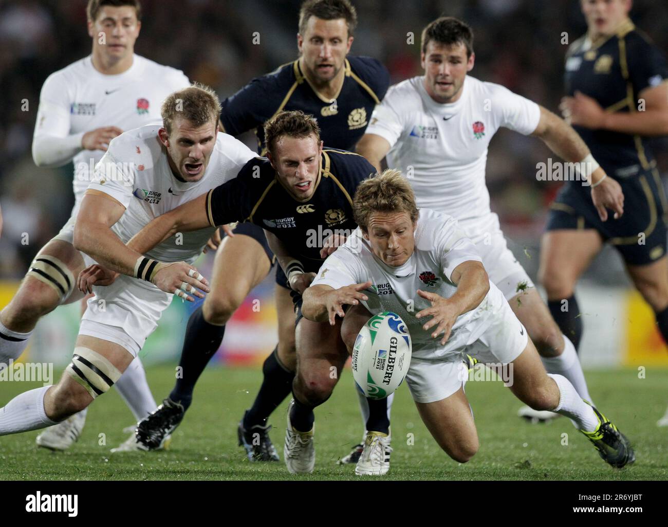 Jonny wilkinson hi-res stock photography and images - Alamy