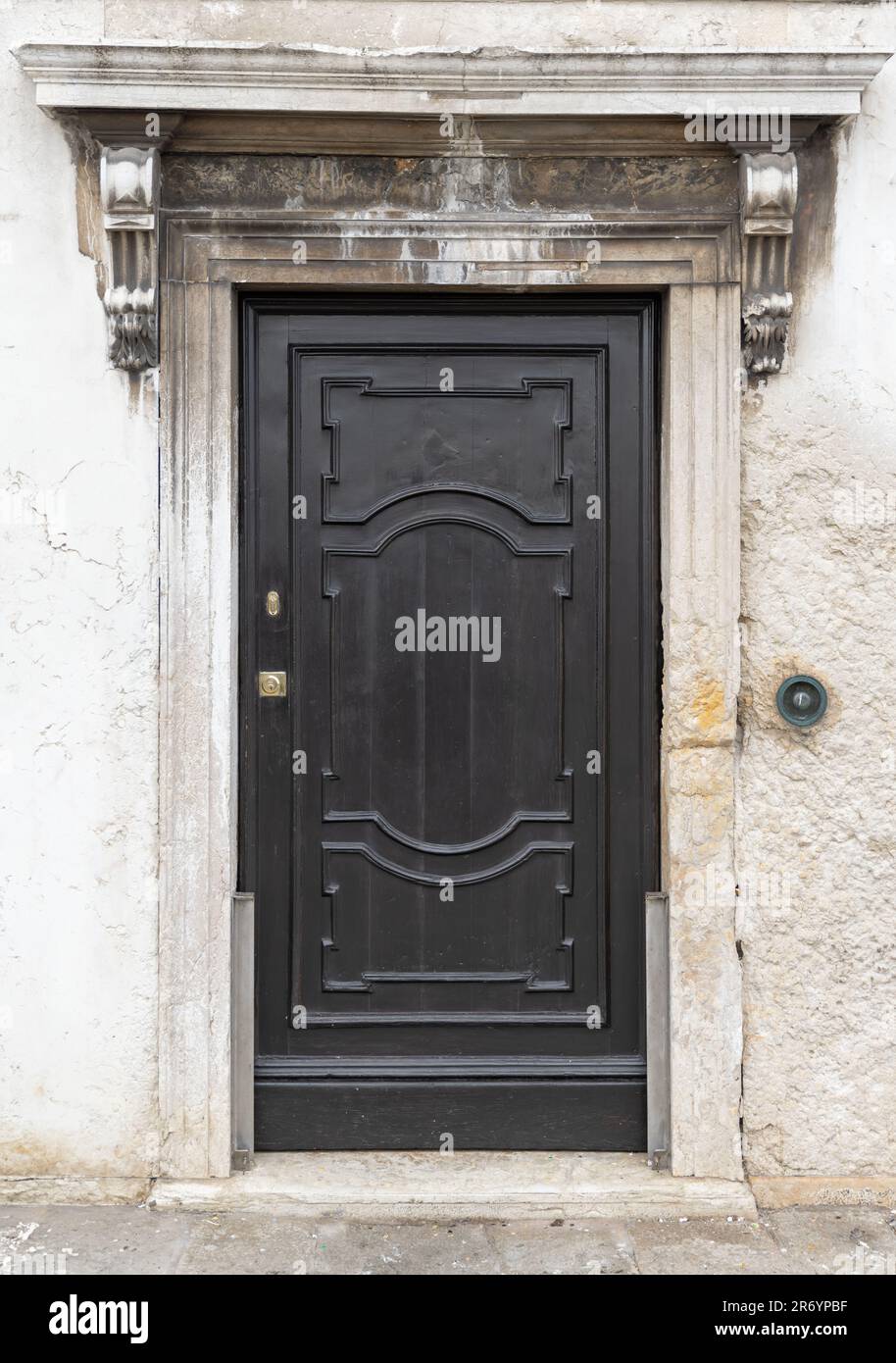 Elegant old style font hi-res stock photography and images - Alamy