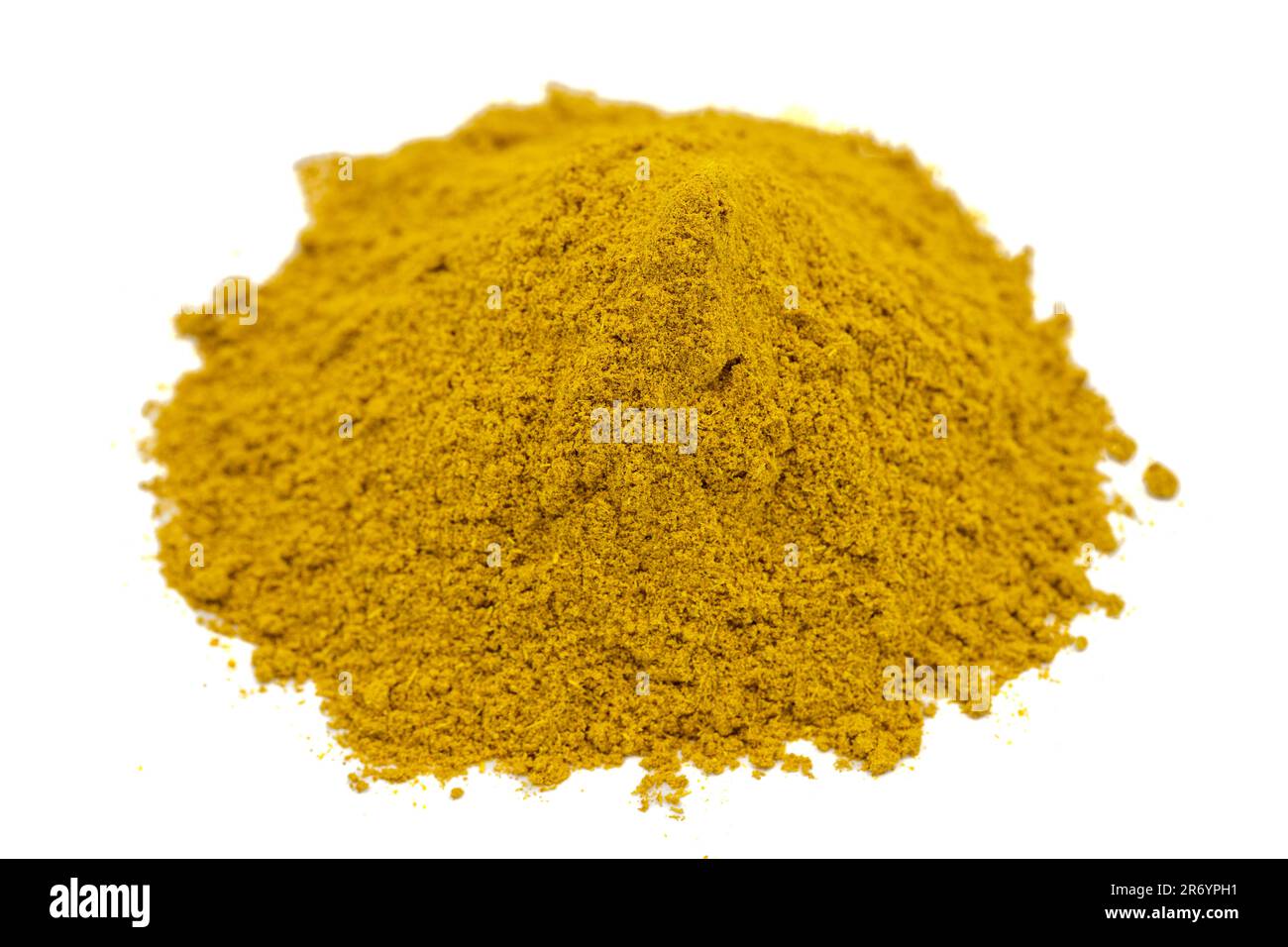 Curry powder isolated on white background. Pile of curry powder. close ...
