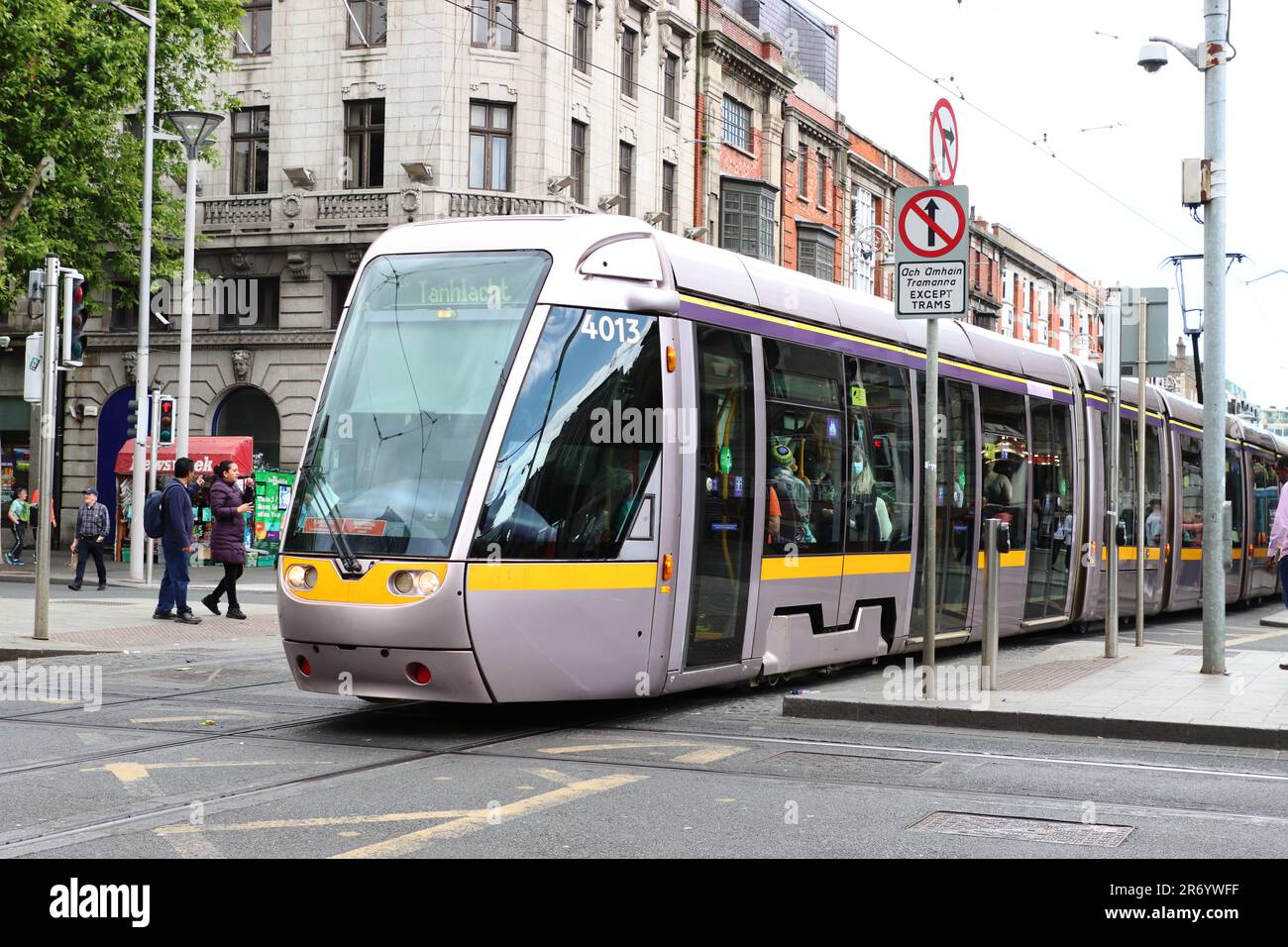 Tram passing along O'Connell Street, Dublin, Ireland Stock Photo - Alamy