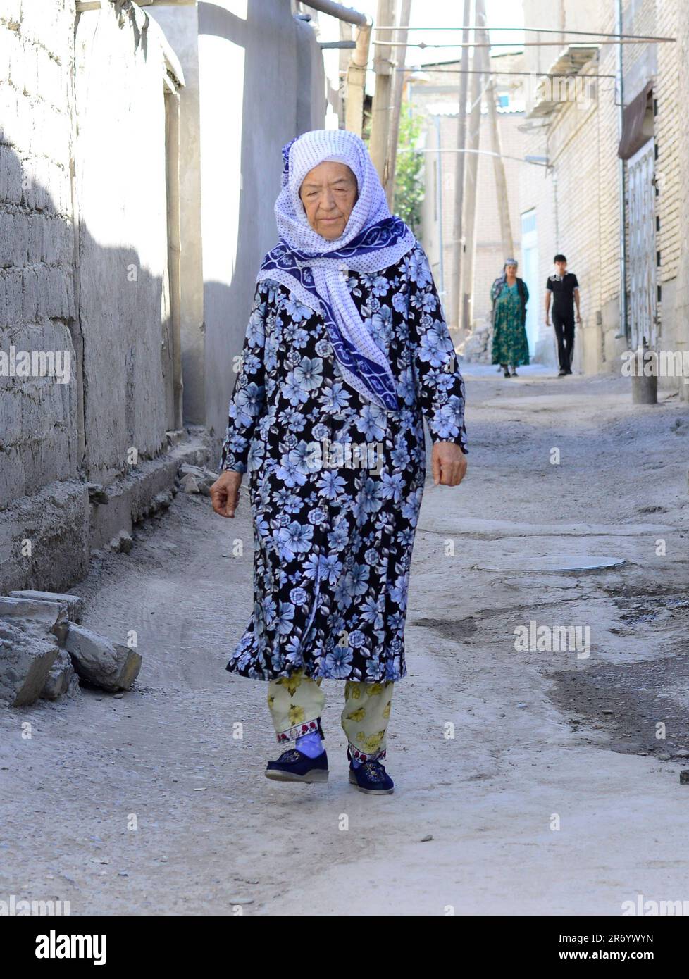 Uzbek old elderly hi-res stock photography and images - Alamy