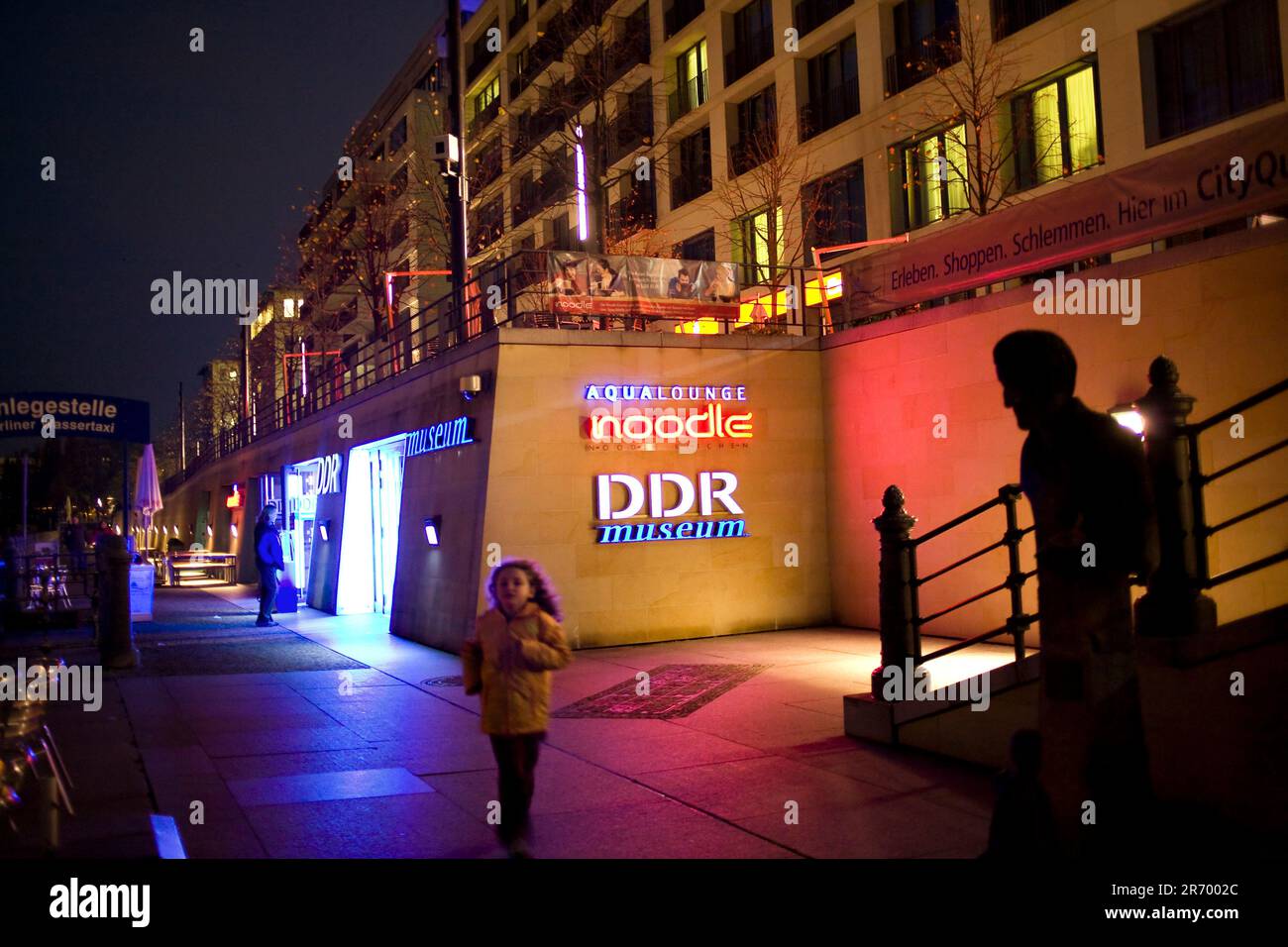Berlin wall ddr hi-res stock photography and images - Alamy