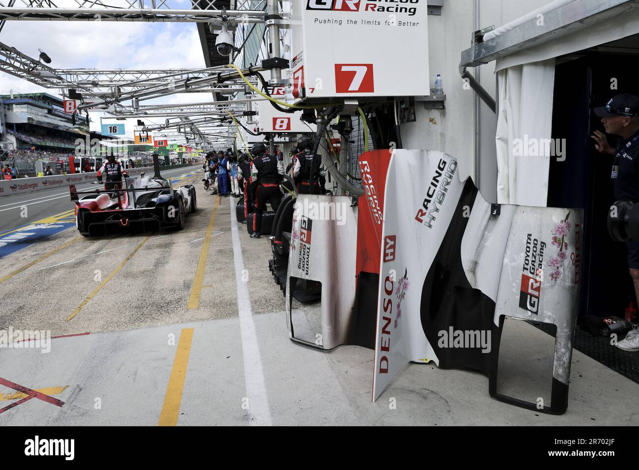 08 BUEMI Sebastien (swi), HARTLEY Brendon (nzl), HIRAKAWA Ryo (jpn ...