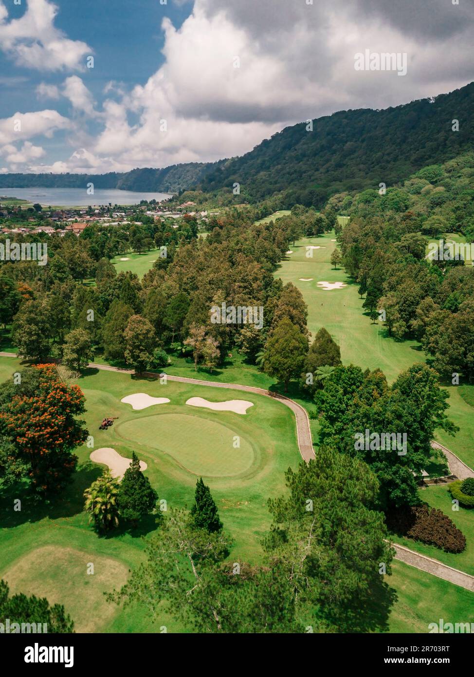 Golf course birds eye view hi-res stock photography and images - Alamy