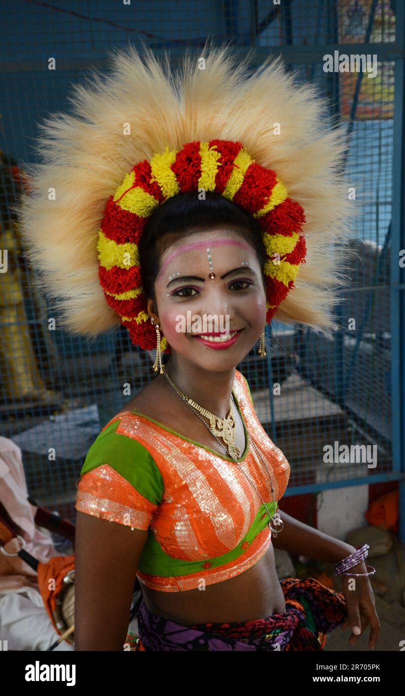Pretty tamil girl hi-res stock photography and images - Alamy