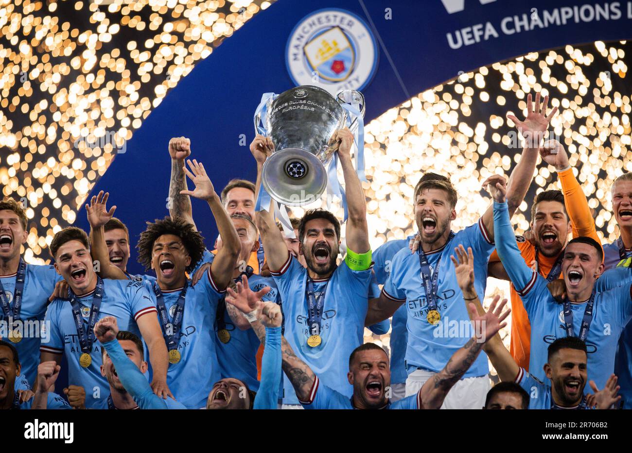 Istanbul, Turkey. 10th Jun 2023. Ilkay Gündogan (City) mit Pokal ...