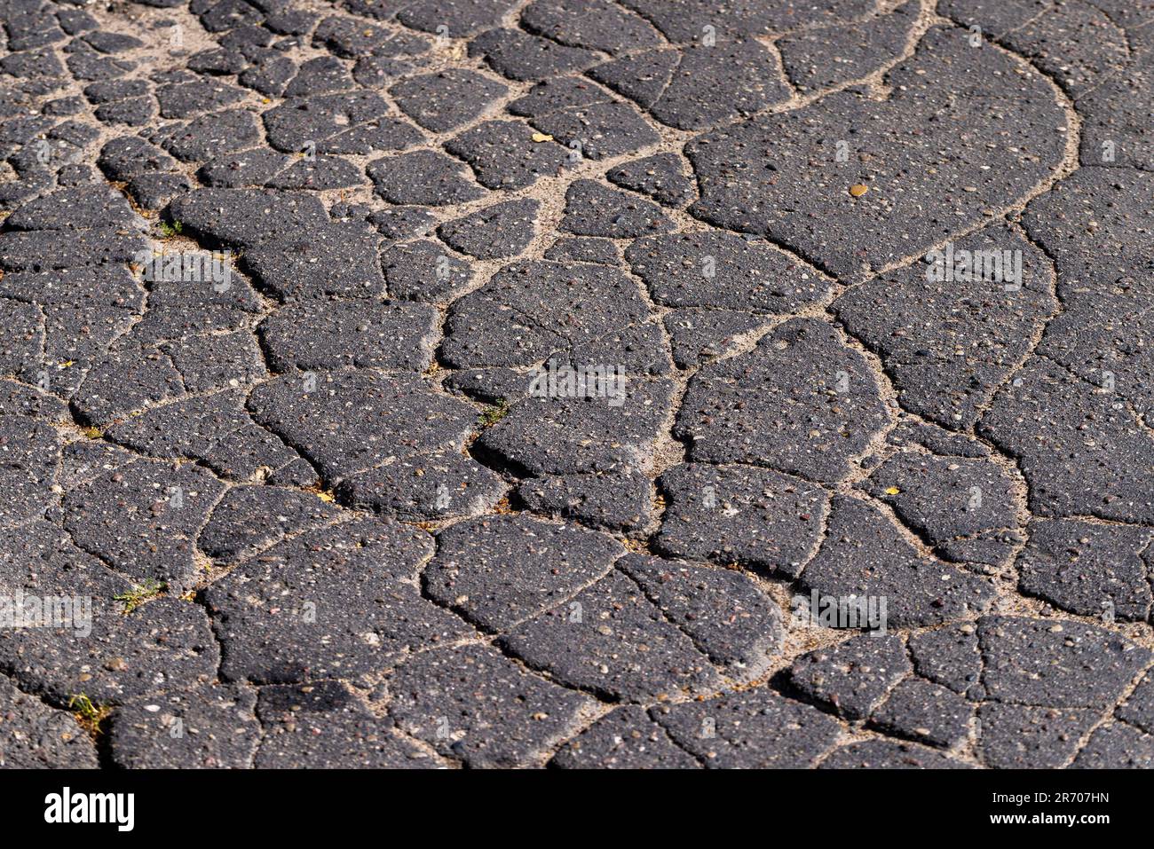 Damaged asphalt pavement hi-res stock photography and images - Alamy