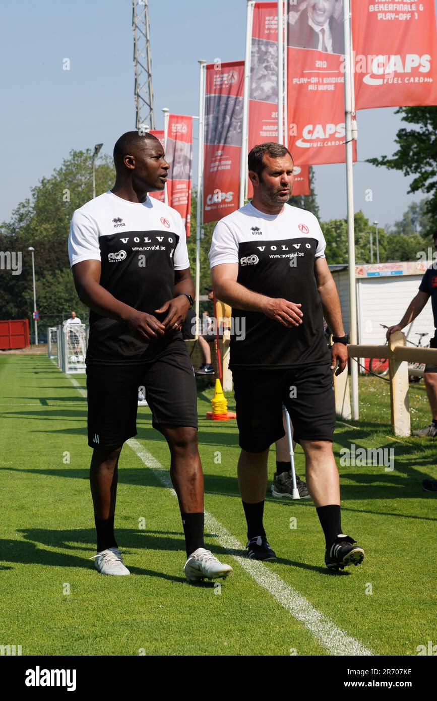 Kortrijk's coach Joseph Akpala and Kortrijk's assitant coach Kurt ...
