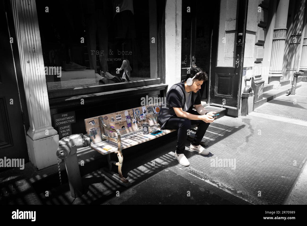 Bench study hi-res stock photography and images - Alamy