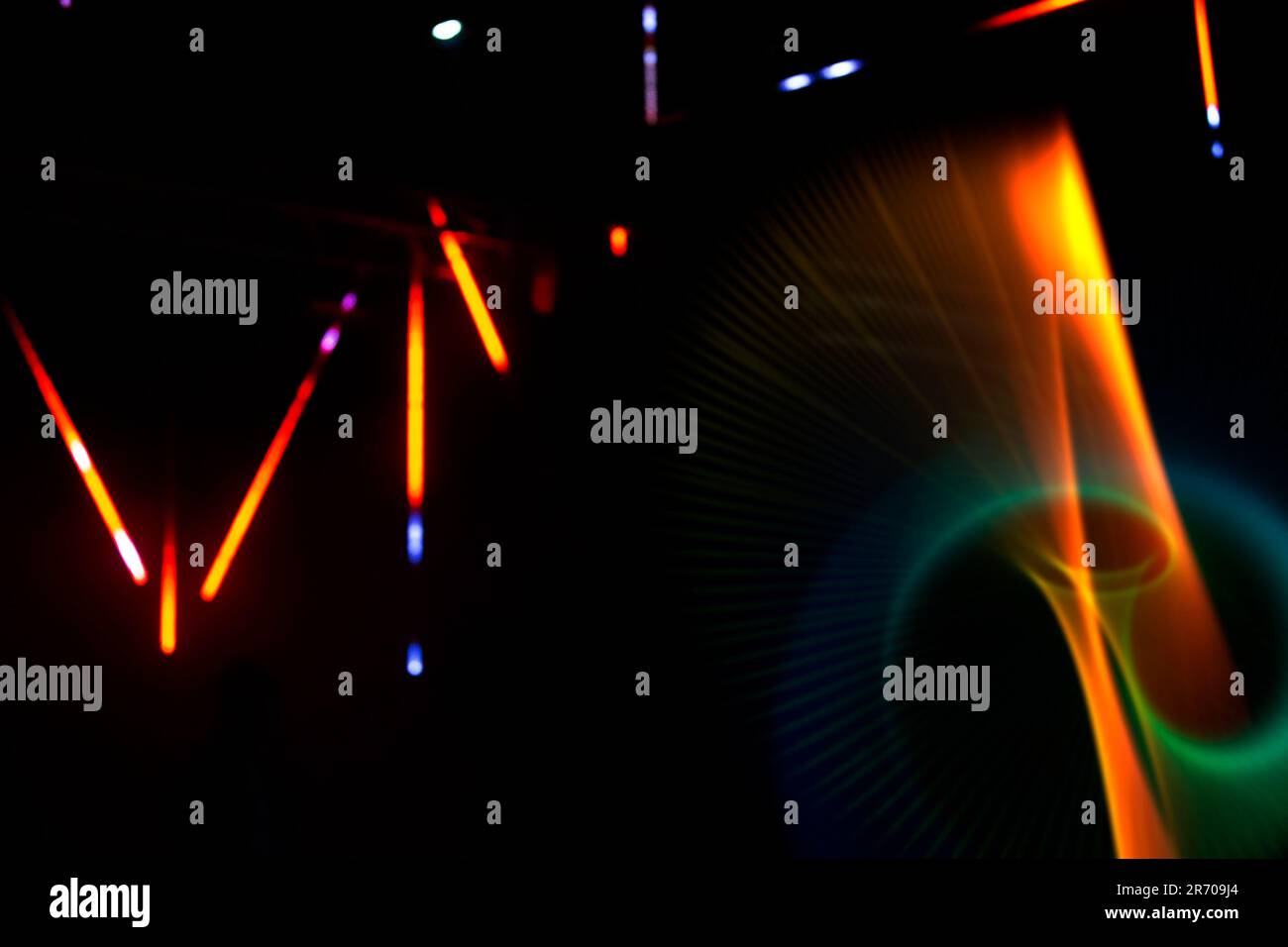 Rays motion disco party spotlight hi-res stock photography and images ...