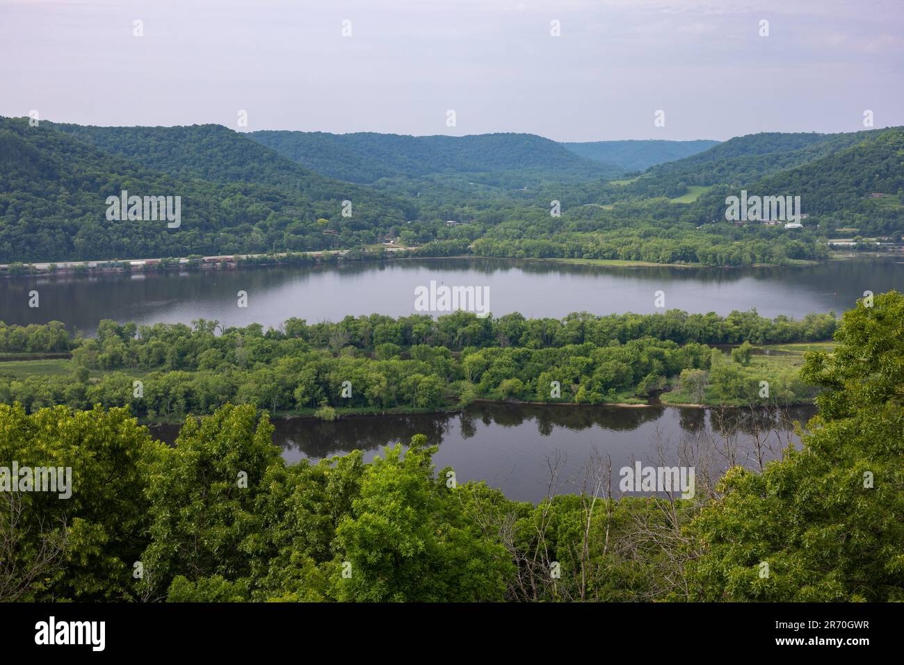 Green hilly landscape river hi-res stock photography and images - Alamy