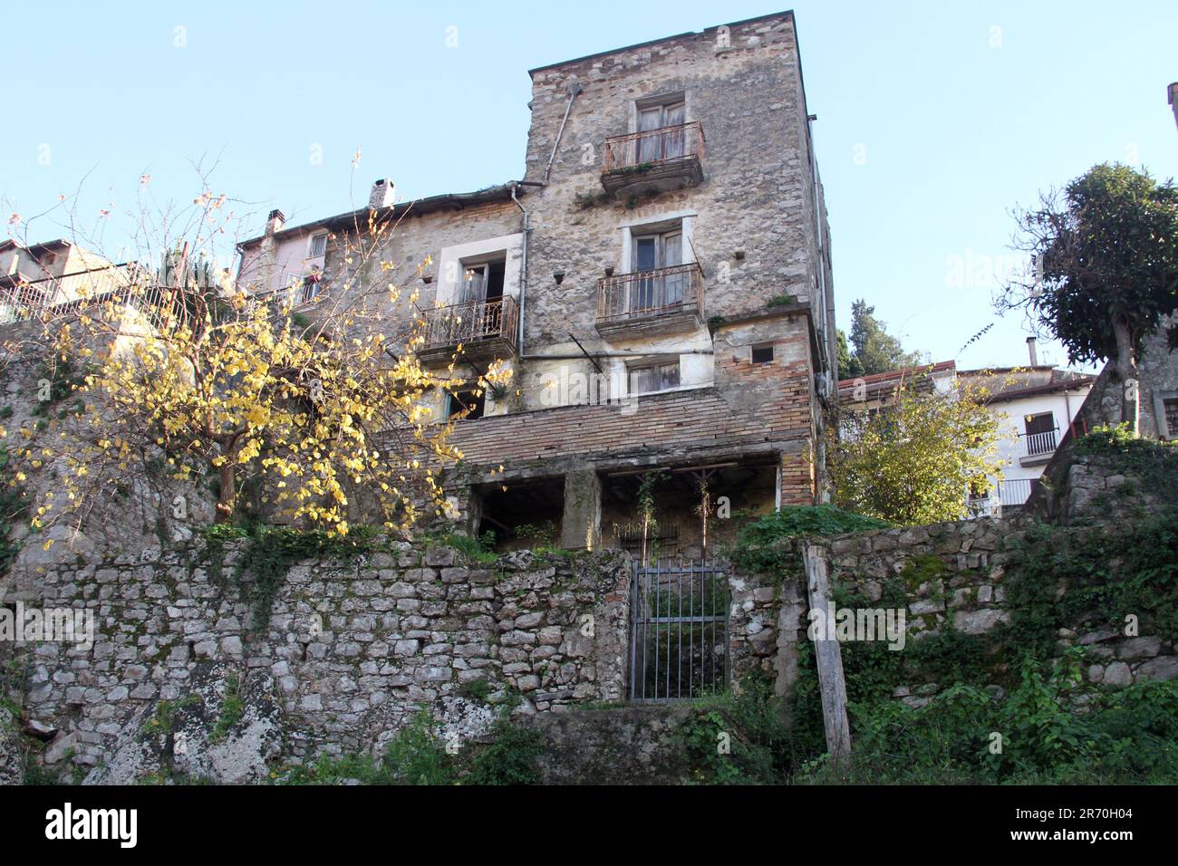 Itri, Italy. Old stone buildings in the Old Town (Città alta Stock ...