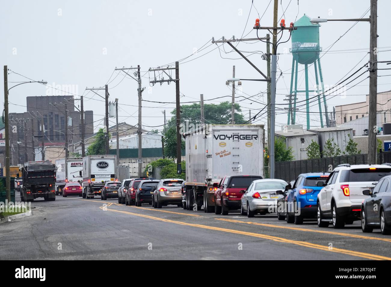 Traffic barely moves in a neighborhood near an elevated section of ...