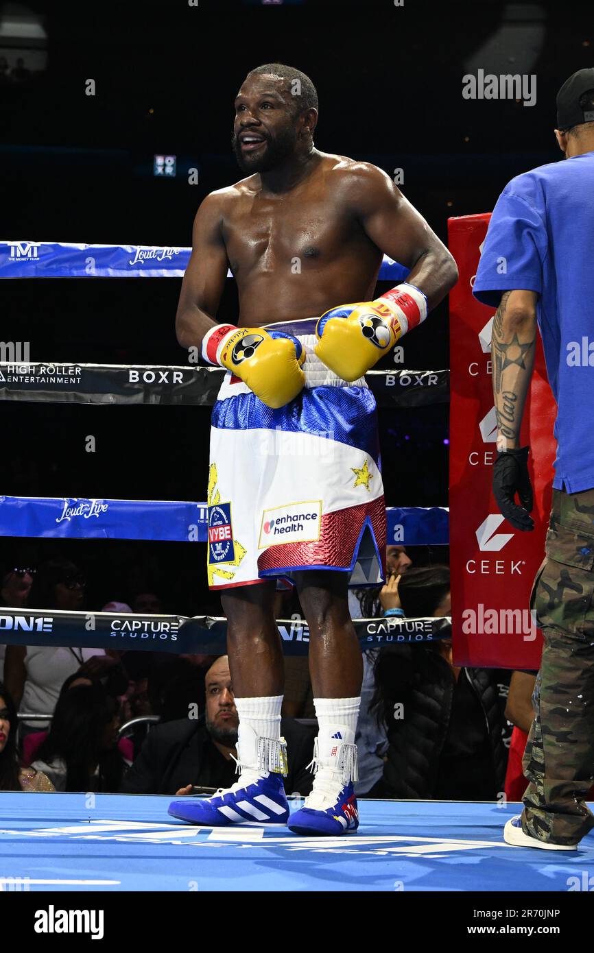 SUNRISE FL - JUNE 11: Floyd Mayweather Vs John Gotti III at The FLA ...