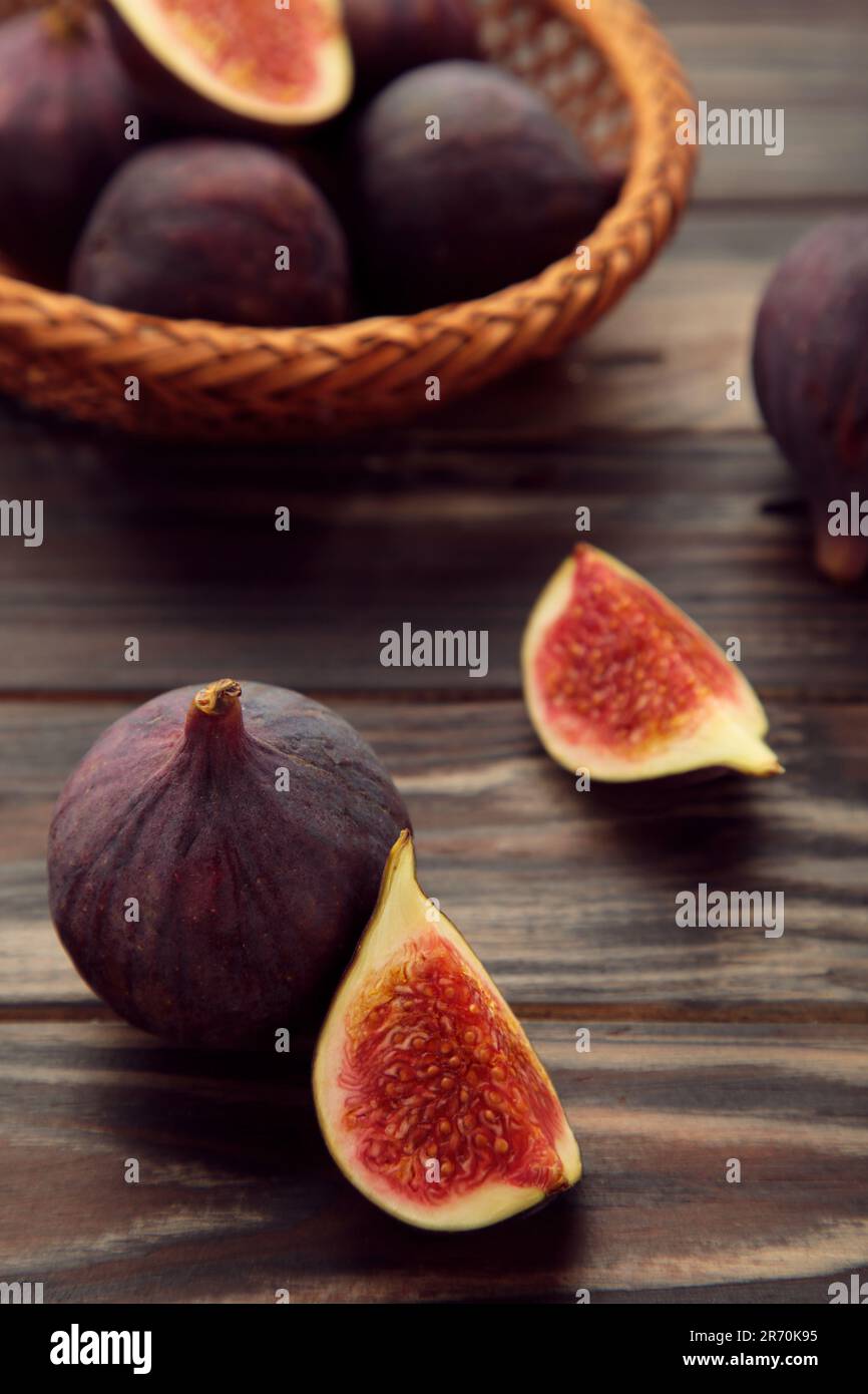 Group of figs hi-res stock photography and images - Alamy