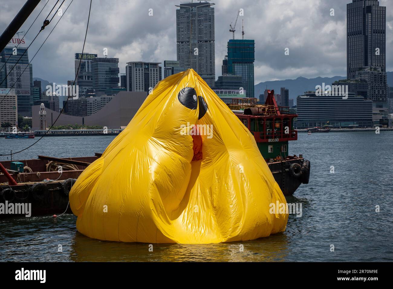 Hong Kong, Hong Kong. 12th June, 2023. An inflating giant rubber duck ...