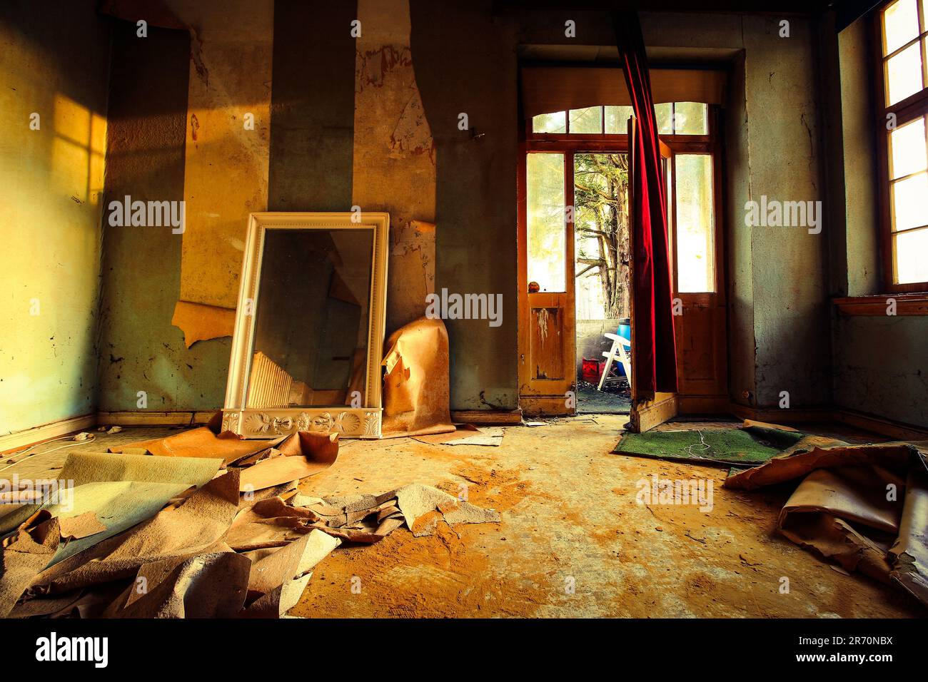 abandoned room in a lost place hotel Stock Photo - Alamy