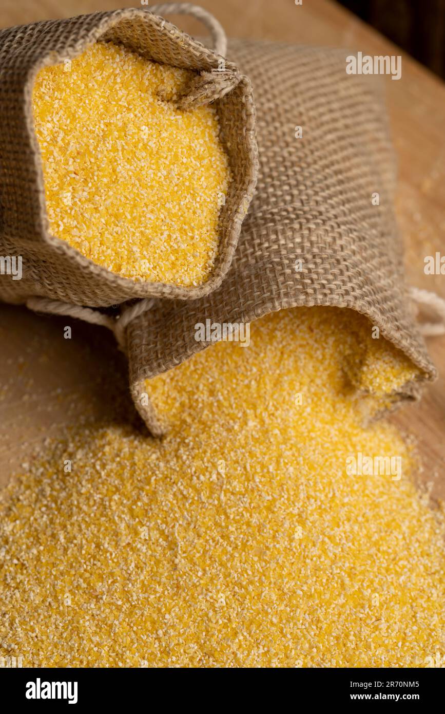 Coarse ground flour hi-res stock photography and images - Alamy