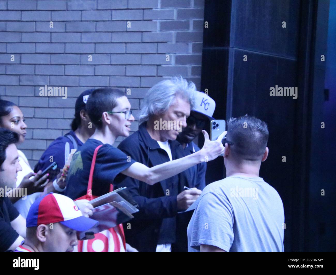 Bon jovi attend premiere new hi-res stock photography and images - Alamy