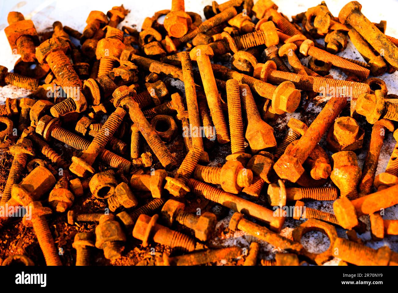 rusty nuts and bolts Stock Photo - Alamy