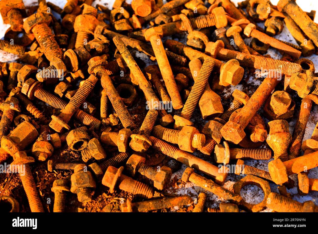rusty nuts and bolts Stock Photo - Alamy