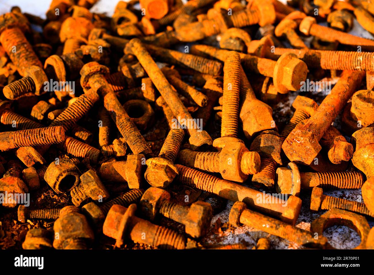 rusty nuts and bolts Stock Photo - Alamy