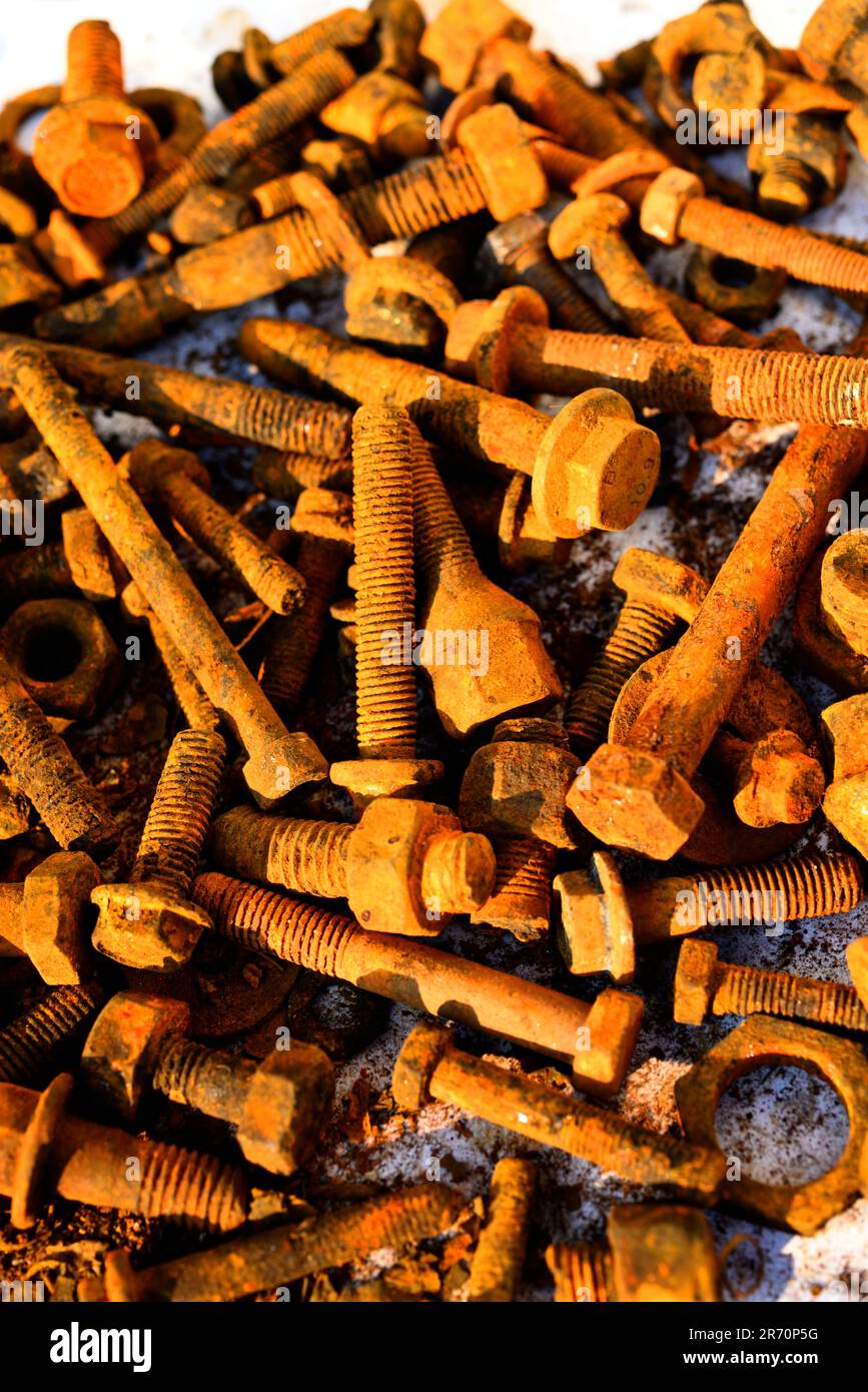 rusty nuts and bolts Stock Photo - Alamy