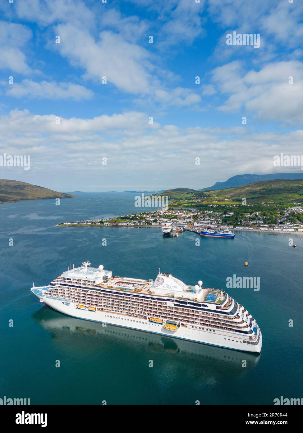 Aerial view of Regent Seven Seas Splendor cruise ship at Ullapool ...