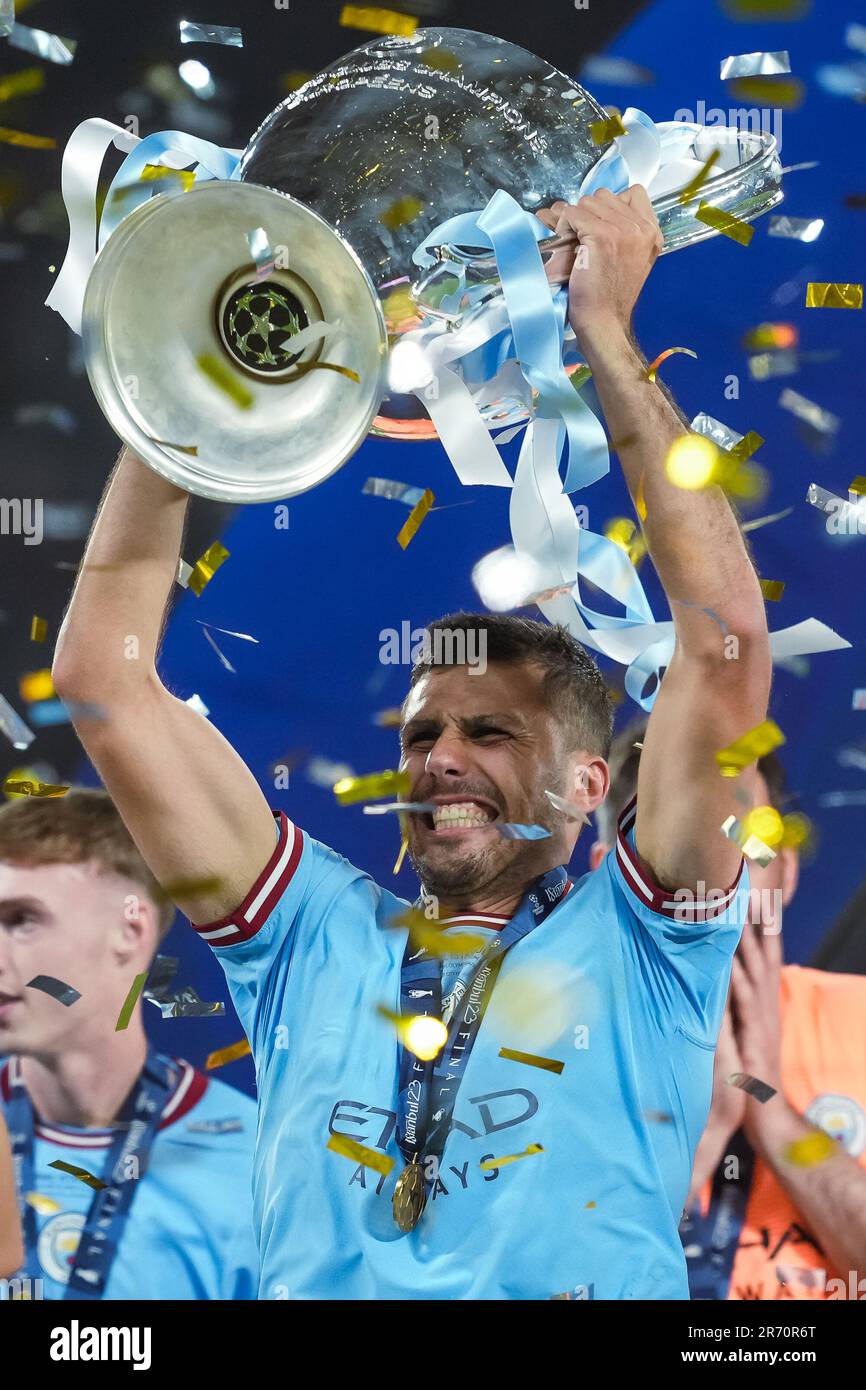 Istanbul, Turkey. 10th June, 2023. Rodri of Manchester City lifts the ...
