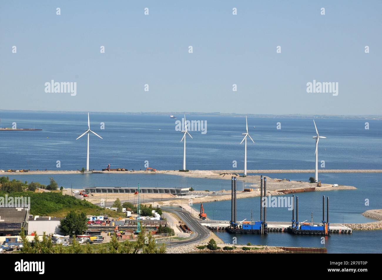 Daniush water hi-res stock photography and images - Alamy