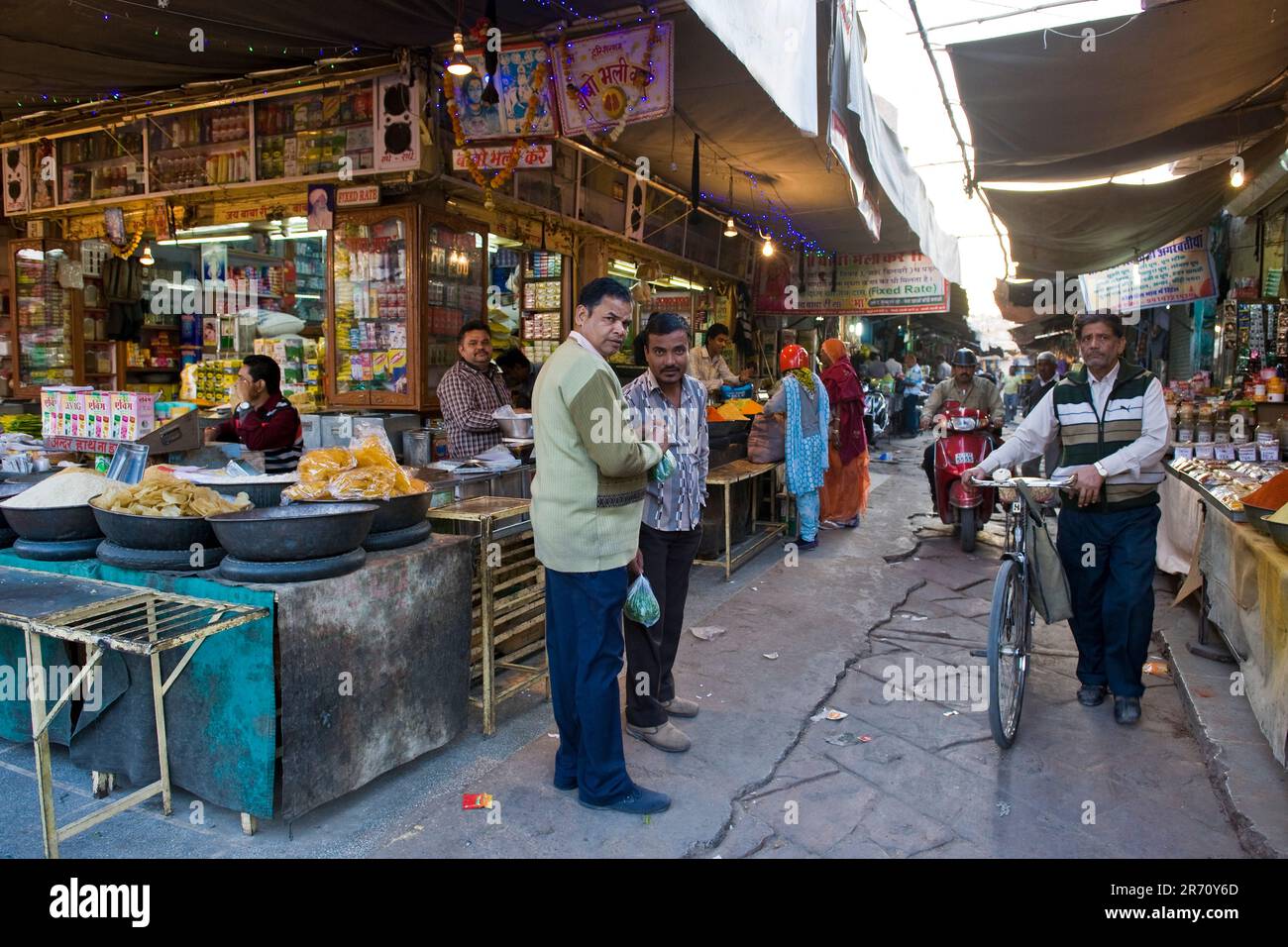 Sadar market hi-res stock photography and images - Alamy