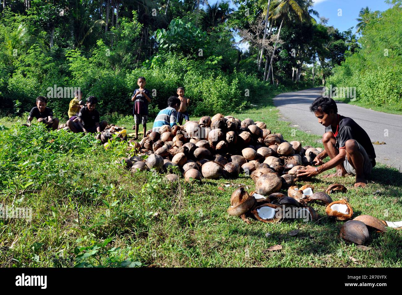 Daily life indonesia hi-res stock photography and images - Alamy