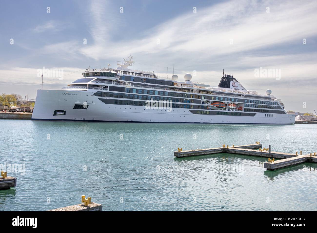 Viking octantis cruise ship hi-res stock photography and images - Alamy