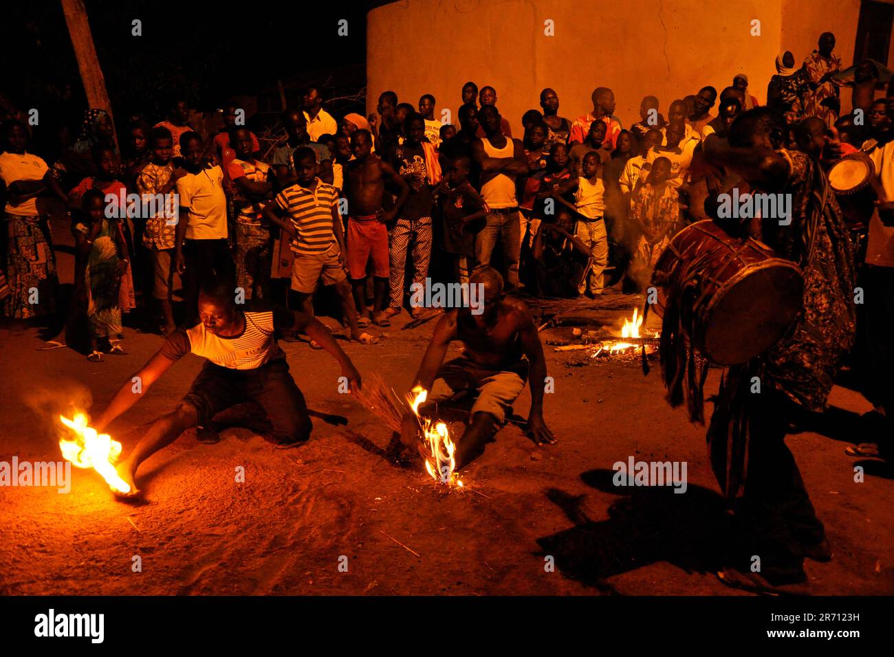 Fire dance. sokode. nyamassila. togo. africa Stock Photo - Alamy