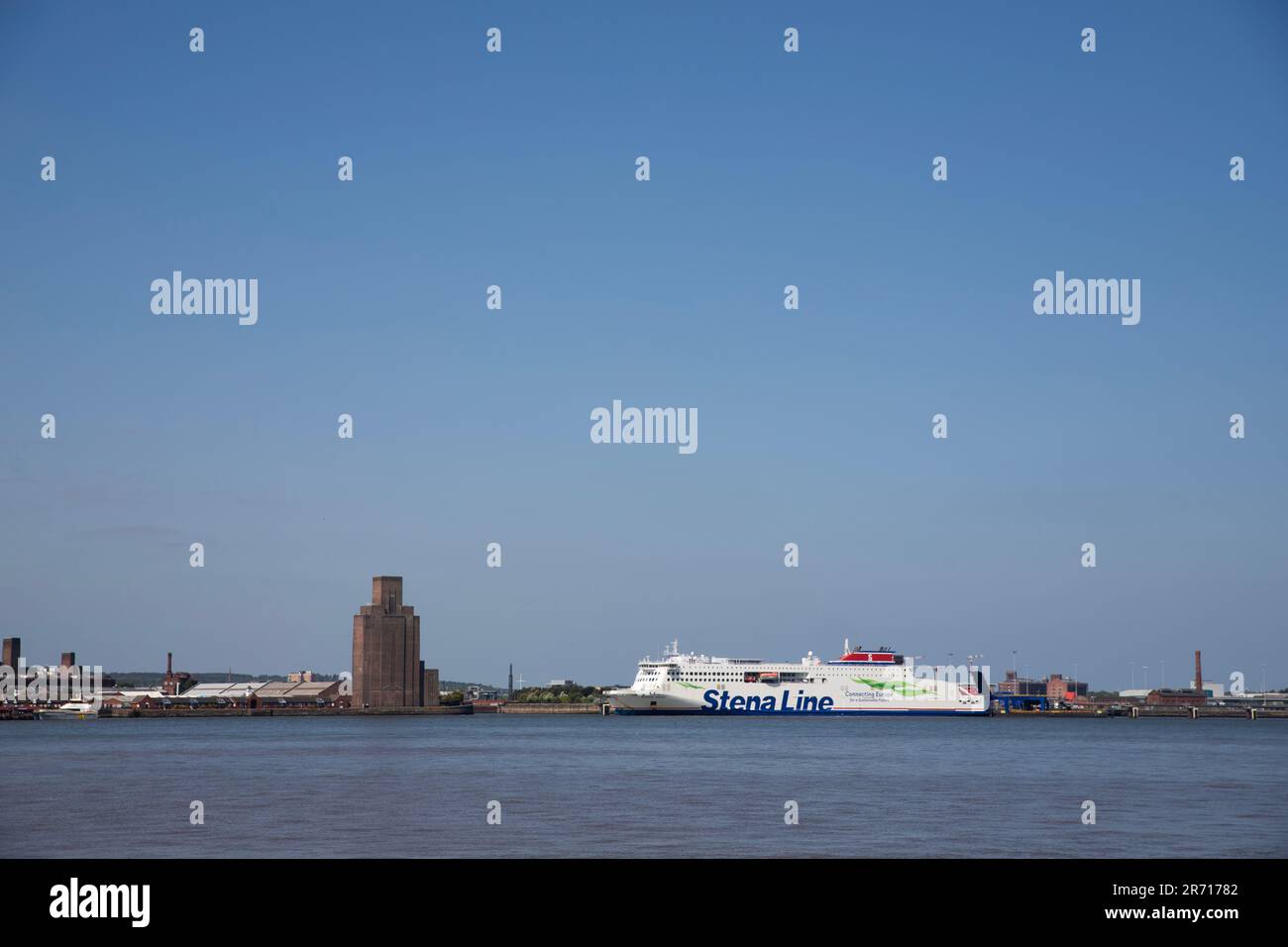 A Stena Line ferry on the River Mersey, Liverpool, England. Birkenhead ...