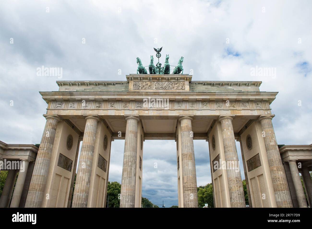 History of brandenburg gate hi-res stock photography and images - Alamy