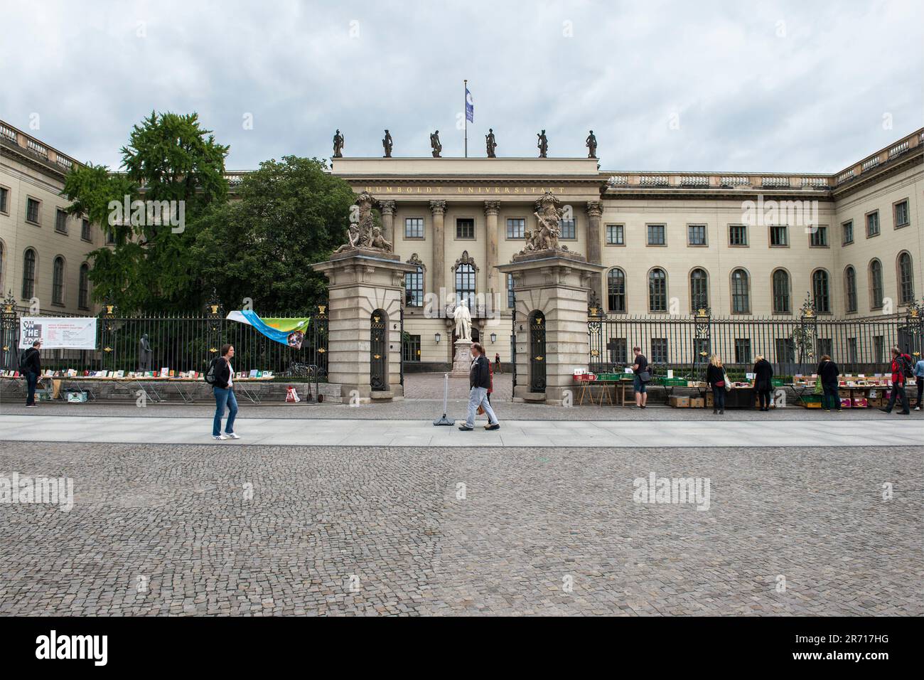 Berlin university hi-res stock photography and images - Alamy
