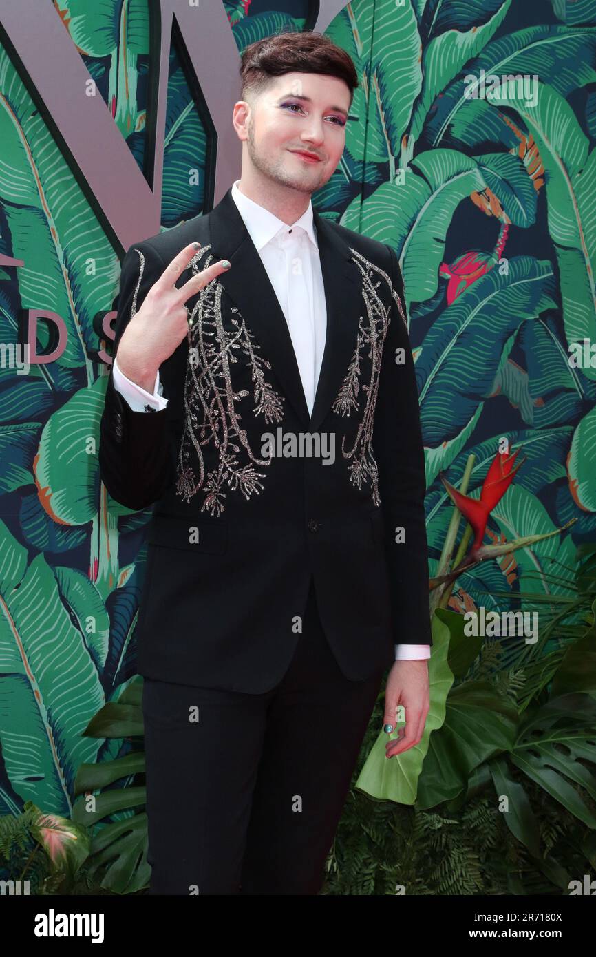 New York, NY, USA. 11th June, 2023. Max Vernon at The 76th Annual Tony ...