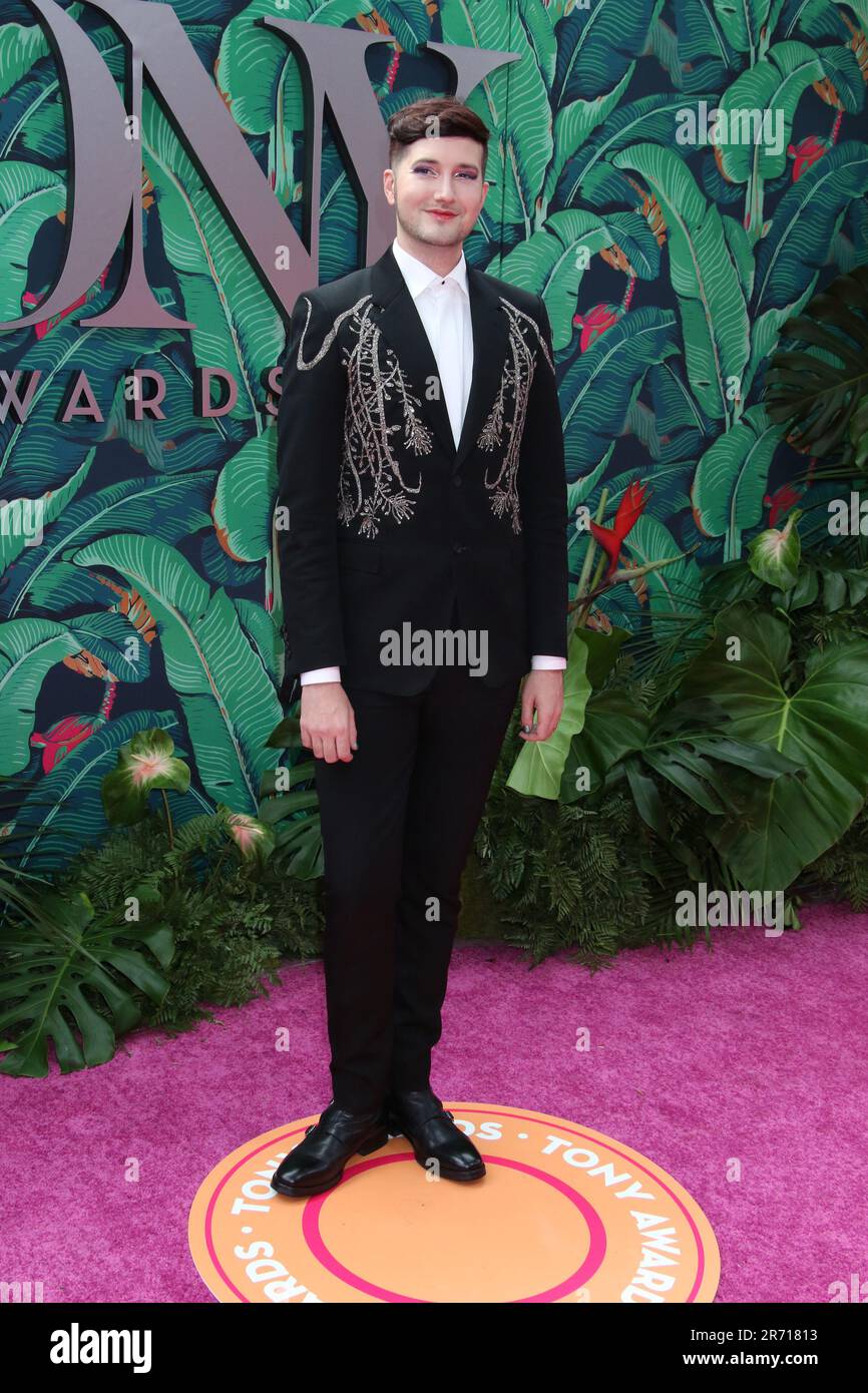 New York, NY, USA. 11th June, 2023. Max Vernon at The 76th Annual Tony ...